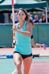 How A Single Photo Changed This Pole Vaulter’s Life - TopWomenMagazine